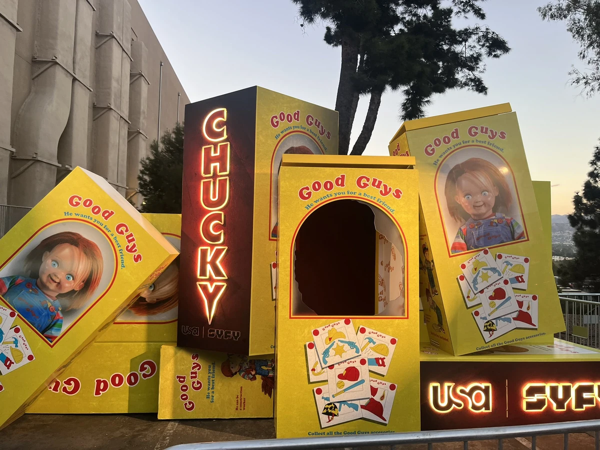 Chucky's Good Guys Toy Box Photo Op (Hollywood) | Halloween Horror ...