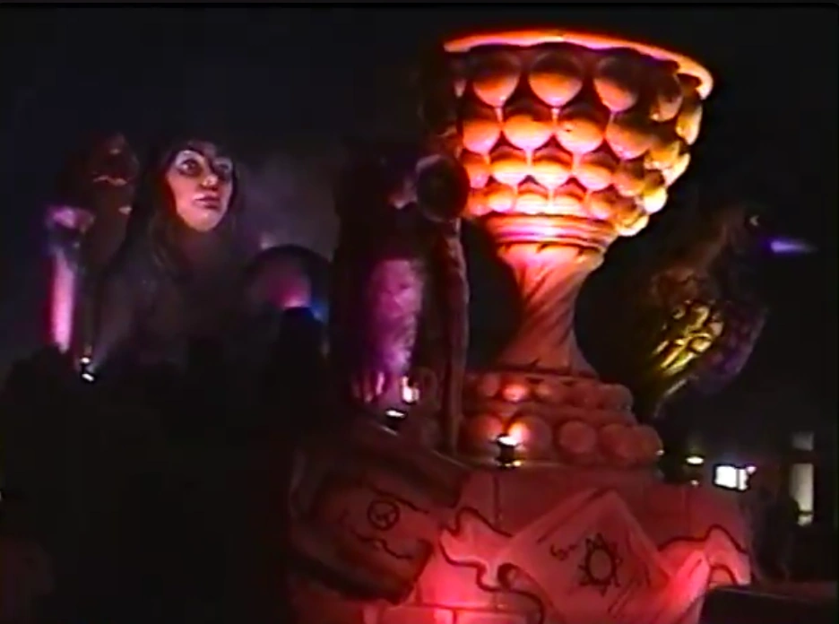 Oracle Float | Halloween Horror Nights Wiki | Fandom