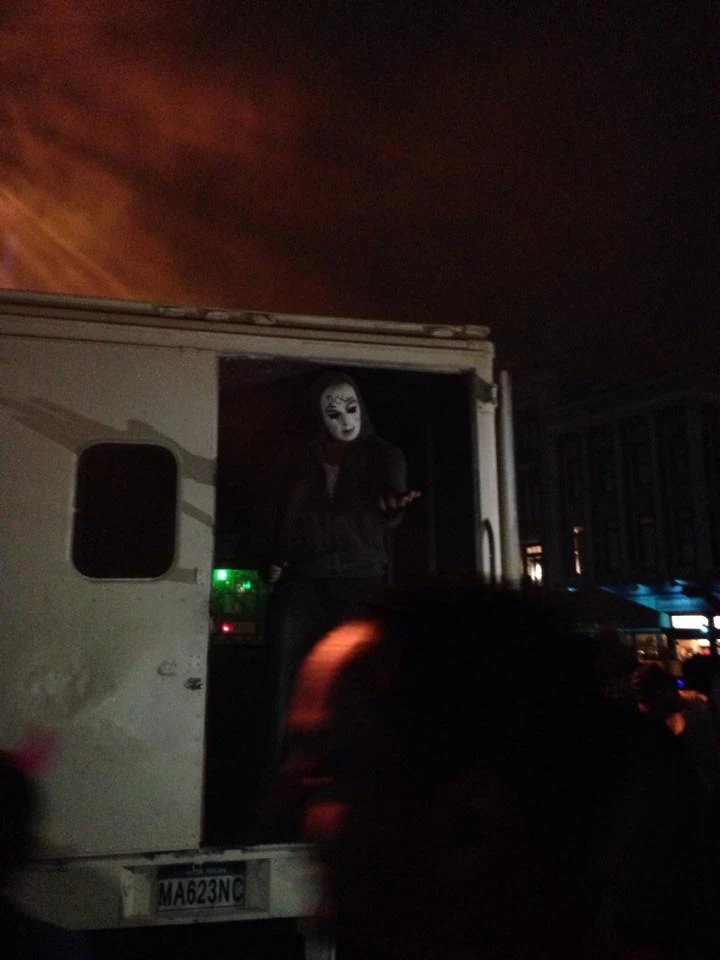 Waving Dog Purger | Halloween Horror Nights Wiki | Fandom