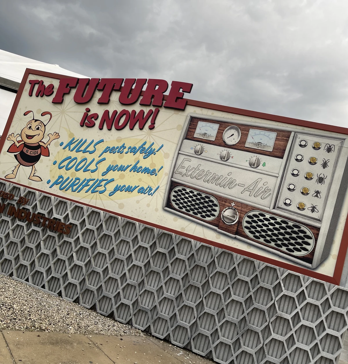 Bugs: Eaten Alive (Haunted House) | Halloween Horror Nights Wiki | Fandom