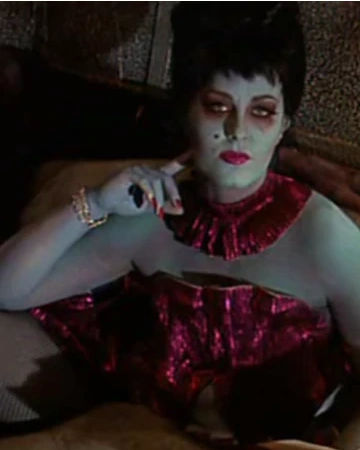 Magician's Assistant | Halloween Horror Nights Wiki | Fandom