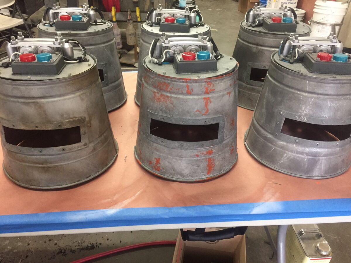 Bucket Head Trap Halloween Horror Nights Wiki Fandom