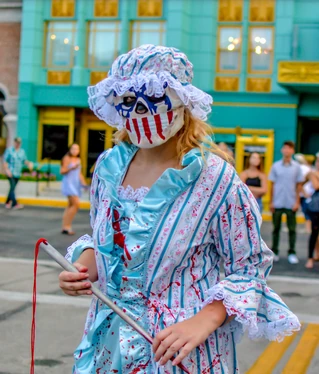 Betsy Ross Purger | Halloween Horror Nights Wiki | Fandom