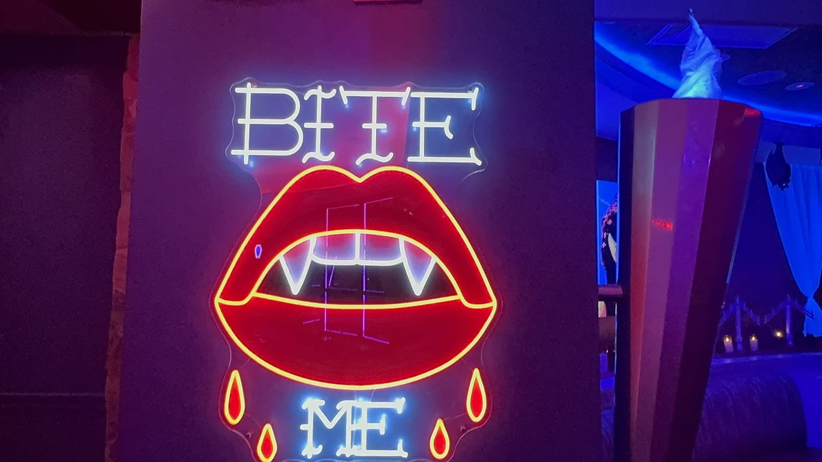 Dead Coconut Club Featuring Blumhouse | Halloween Horror Nights Wiki ...