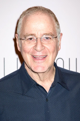 Ron Chernow | Hamilton Wiki | Fandom