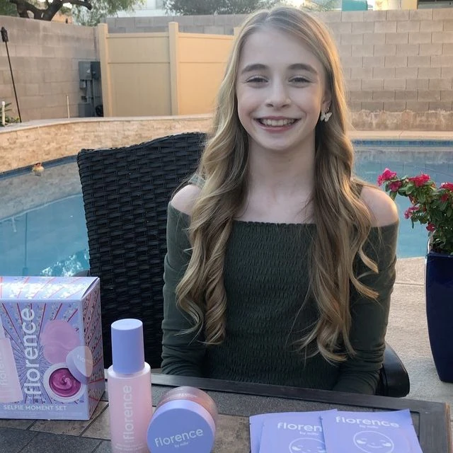 Savannah Kristich | Hannah Colin Wiki | Fandom