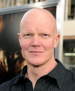 Derek Mears Hansel And Gretel