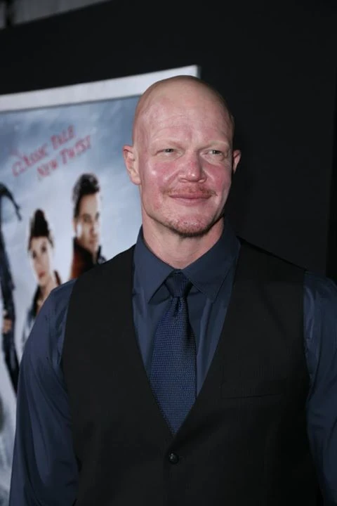 Derek Mears | Hansel & Gretel: Witch Hunters Wiki | Fandom