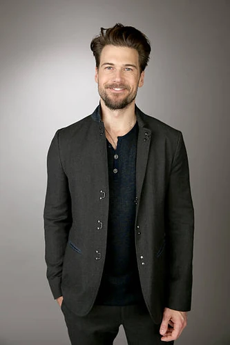 Nick Zano | Happy Endings Wiki | Fandom