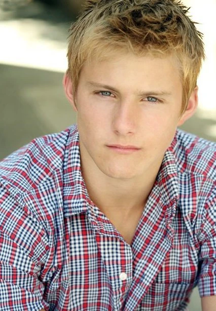 Max McKinnon | Harry Potter Mischief Wiki | Fandom