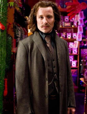 Unidentified Weasleys' Wizard Wheezes visitor | Harry Potter Wiki | Fandom