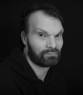 Tony McCarthy | Wiki Harry Potter | Fandom