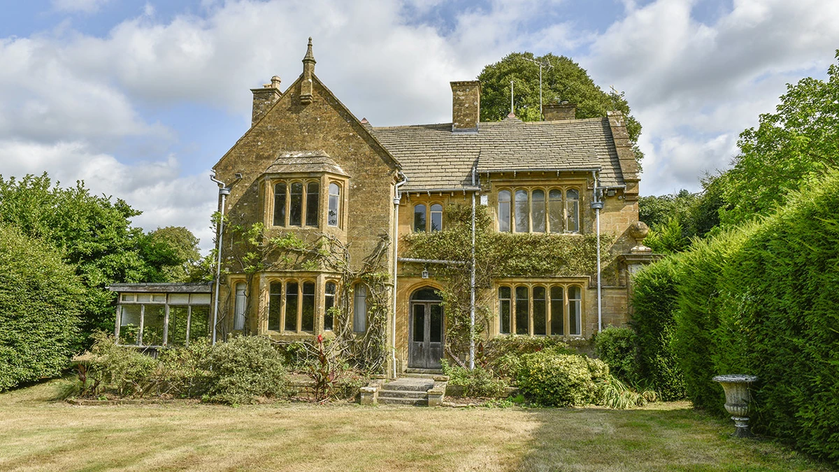 Macklyn Manor (Mal-man) | Harry Potter Fanon Wiki | Fandom