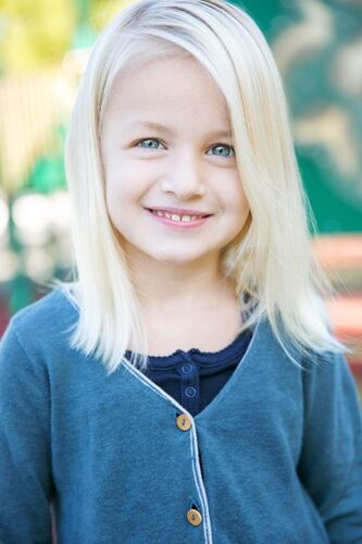 Isabelle Potter (IP) | Harry Potter Fanon Wiki | Fandom