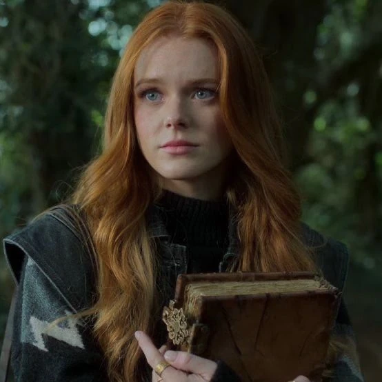 Iris Jones (Heir of the Curse) | Harry Potter Fanon Wiki | Fandom