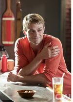 Wade Kinsella | Hart of Dixie Wiki | Fandom
