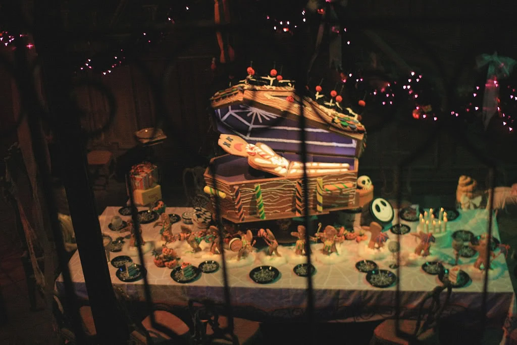 Gingerbread Houses | Haunted Mansion Wiki | Fandom