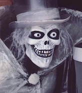 Hatbox Ghost | Haunted Mansion Wiki | Fandom