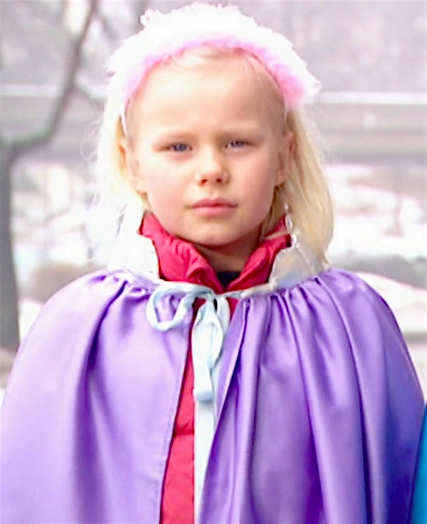 Prinsessa (Lova Dahlberg) | Häxan Surtant Wikia | Fandom