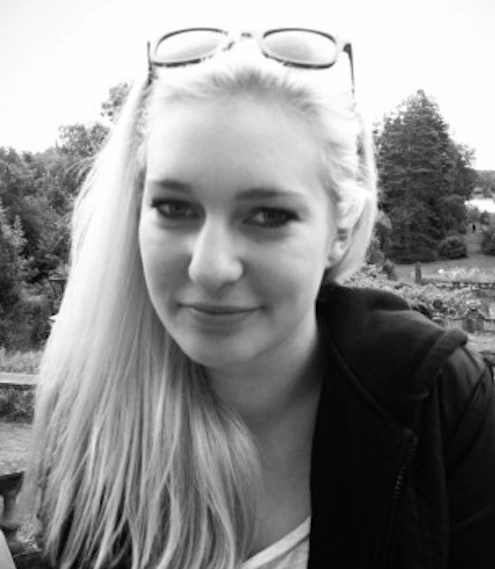 Aurora Roald | Häxan Surtant Wikia | Fandom