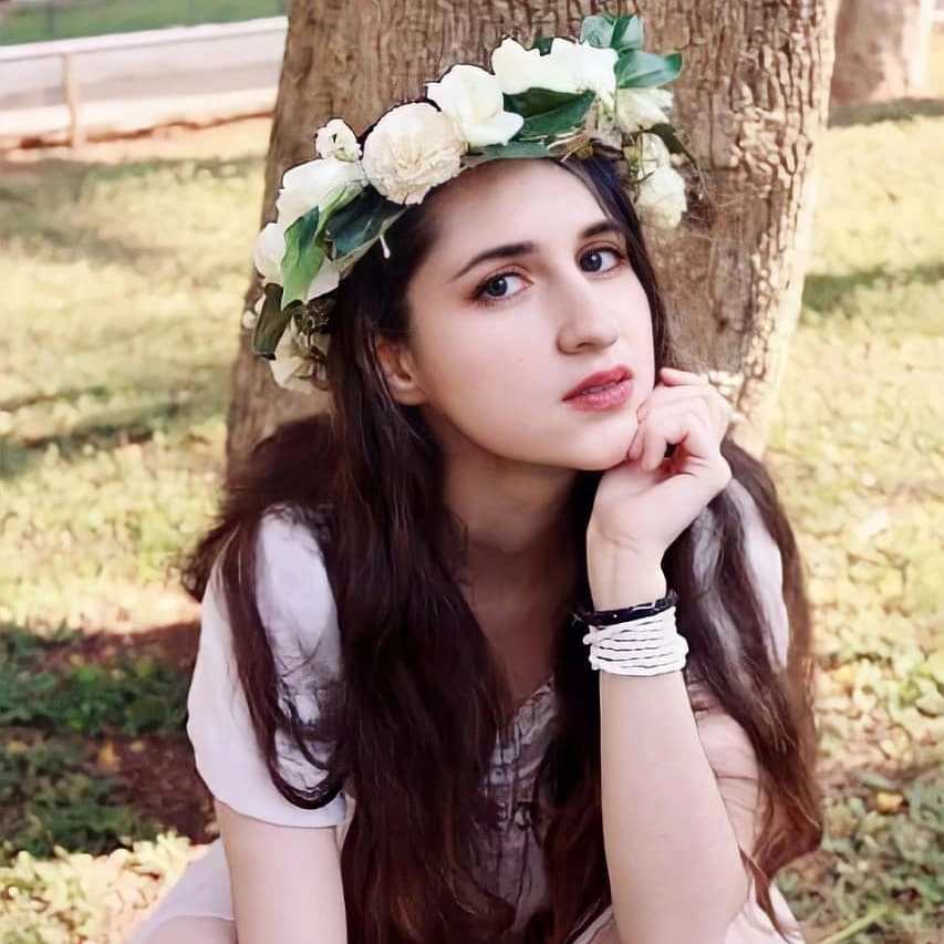 Leticia Celini | Wiki Hellaverso | Fandom