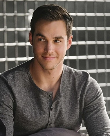 Mon-El | Headhunter's Holosuite Wiki | Fandom