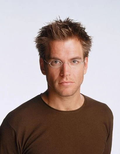 Logan Cale | Headhunter's Holosuite Wiki | Fandom