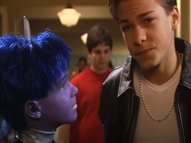 My Best Friend Is an Alien: Earthside Story! | Headhunter's Holosuite ...