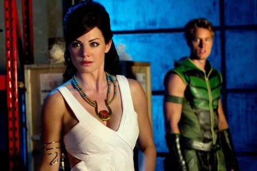 Smallville: Isis | Headhunter's Holosuite Wiki | Fandom