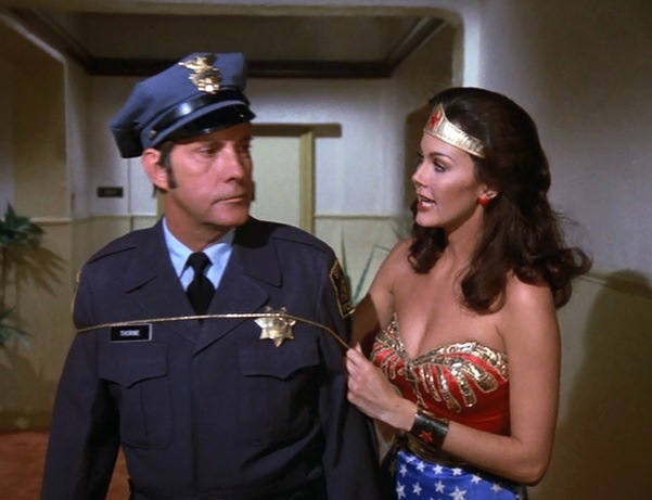 Wonder Woman Light Fingered Lady Headhunters Holosuite Wiki Fandom