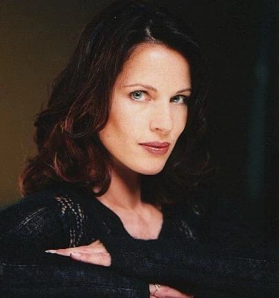 Category:Colette Stevenson | Headhunter's Holosuite Wiki | Fandom