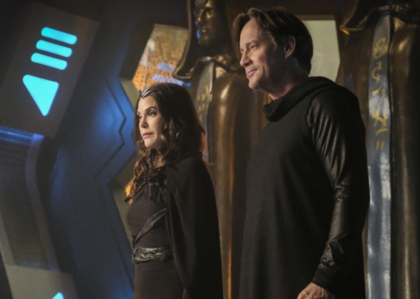 Supergirl Star Crossed Headhunters Holosuite Wiki Fandom