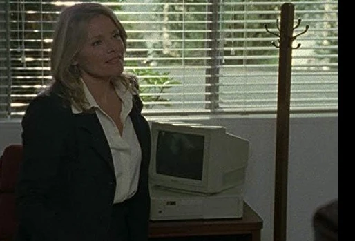 Poltergeist: The Legacy: Bird of Prey | Headhunter's Horror House Wiki ...