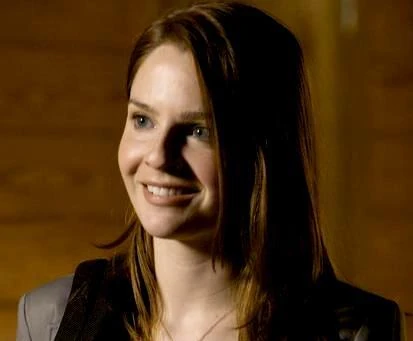 Amanda Wolcott | Headhunter's Horror House Wiki | Fandom