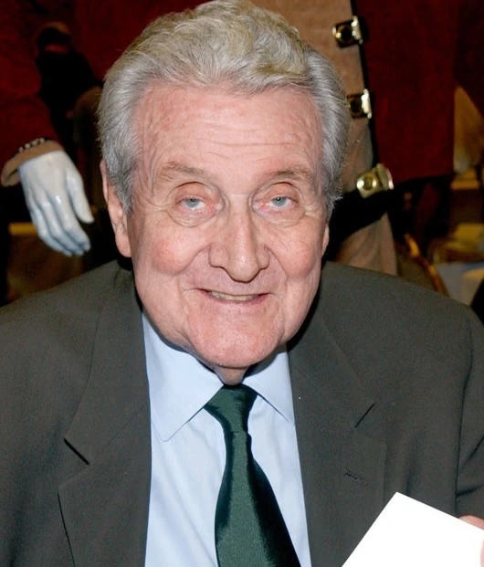 Patrick Macnee | Headhunter's Horror House Wiki | Fandom