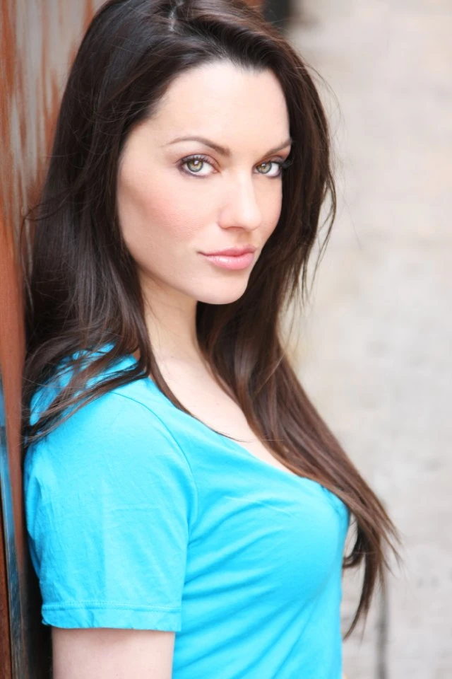 Elizabeth Bell | Headhunter's Horror House Wiki | Fandom