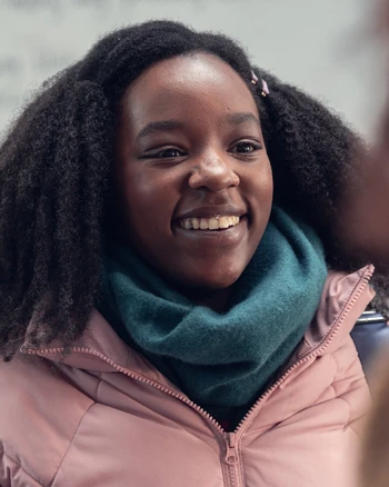 Tara Jones | Heartstopper Wiki | Fandom