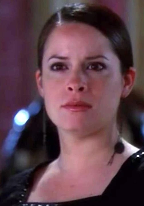 Piper Halliwell (Mundo Paralelo) | Wiki Hechiceras-charmed | Fandom