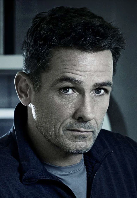 Alan Farragut | Wiki Helix | Fandom