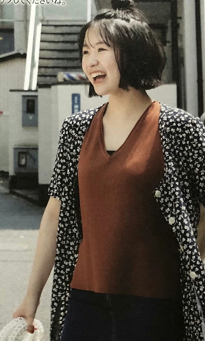 Kasahara Momona/Gallery/Magazine Images | Hello! Project Wiki | Fandom