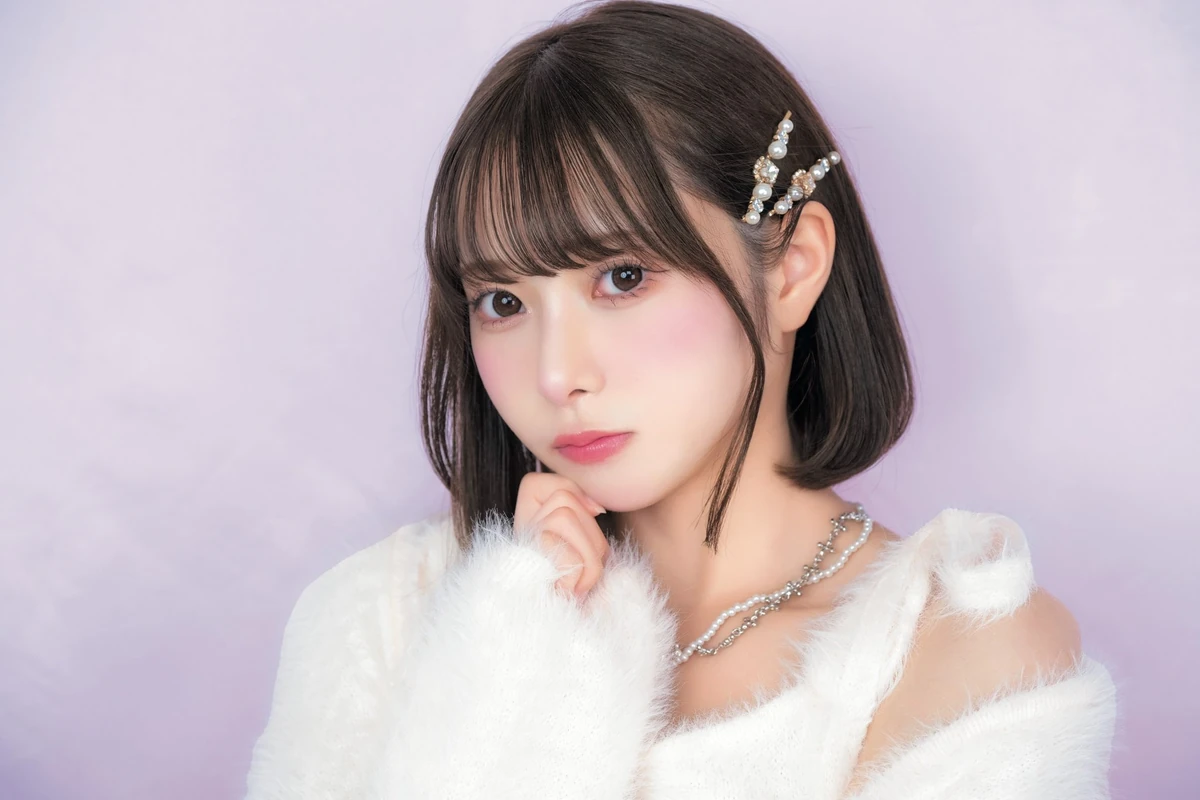 Hashimoto Momoko/Gallery/Magazine Images | Hello! Project Wiki | Fandom