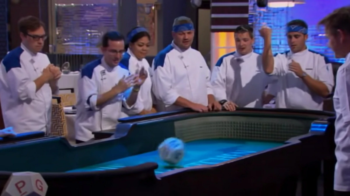 Episode 1309 11 Chefs Compete Part 2 Hell S Kitchen Wiki Fandom