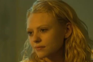 Hemlock Grove Characters Shelly