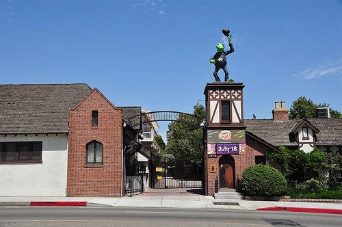 The Jim Henson Company Lot | Henson Alternative Wiki | Fandom
