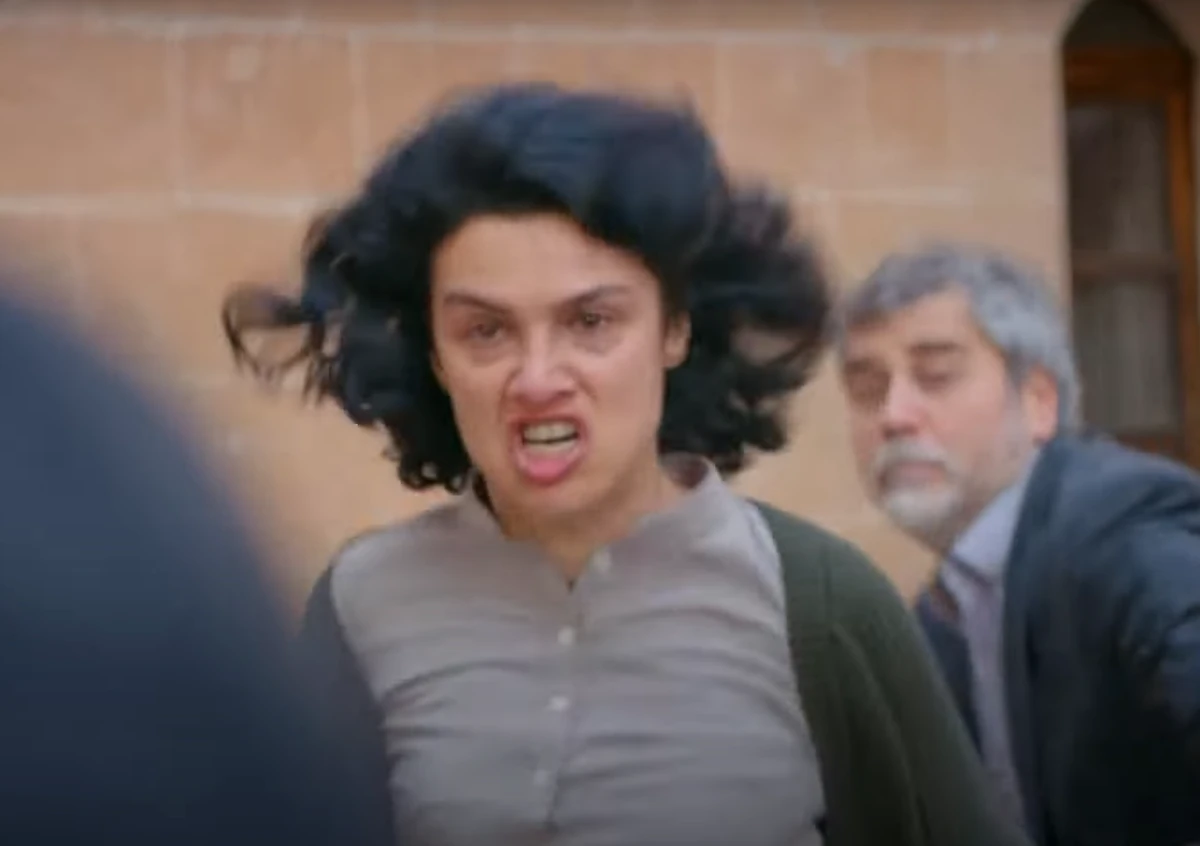 Zehra Şadoğlu | Hercai ATV Wiki | Fandom