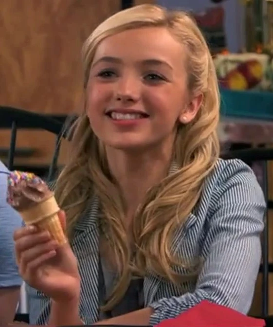 Emma Ross | Heroes and Villains Wiki | Fandom