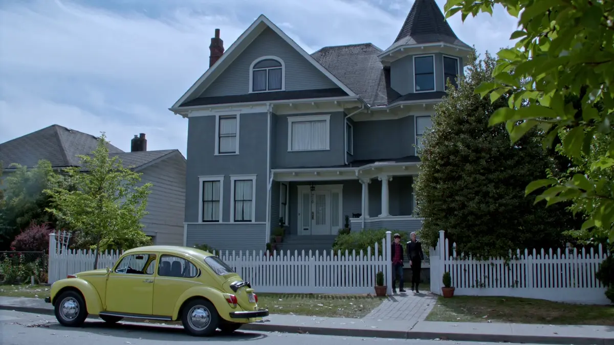 Swan House | Heroes and Villains Wiki | Fandom