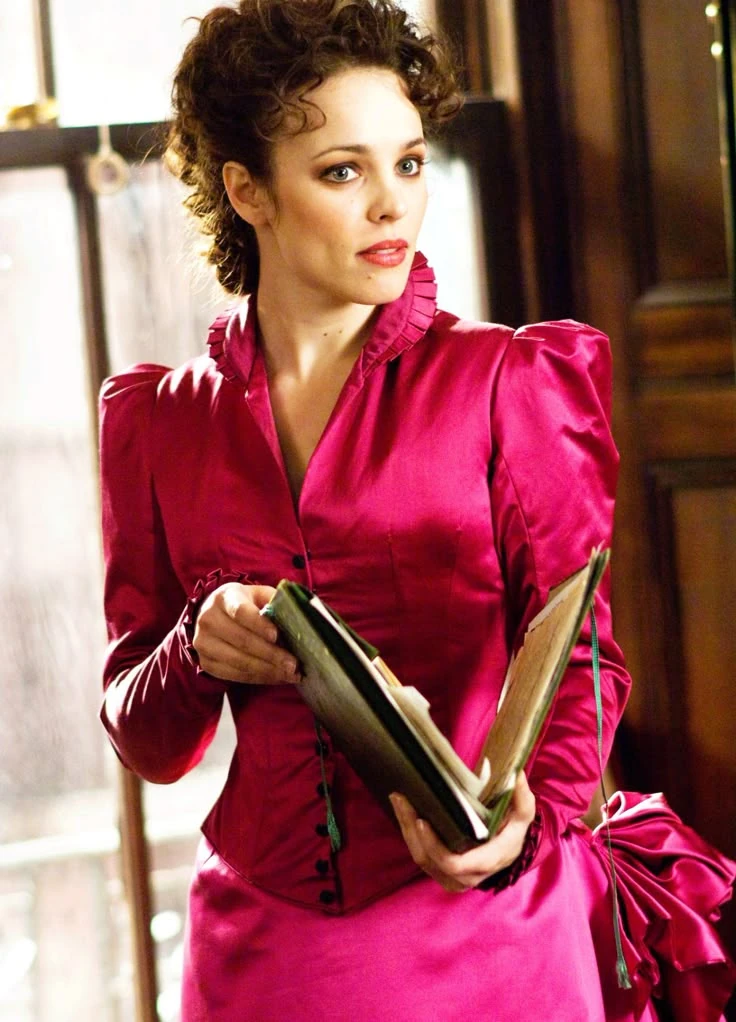 Irene Adler (Sherlock Holmes 2009) | Heroes and Villains Wiki | Fandom