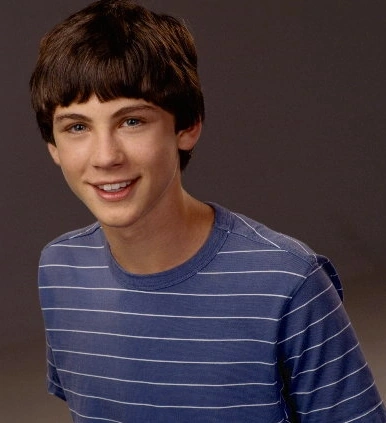 Roy Eberhardt | Heroes and Villains Wiki | Fandom