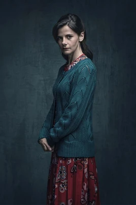 Molly Hooper | Heroes and Villains Wiki | Fandom